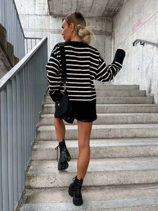 SWETER KENSINGTON BLACK | Ubrania, obuwie oraz dodatki dla kobiet